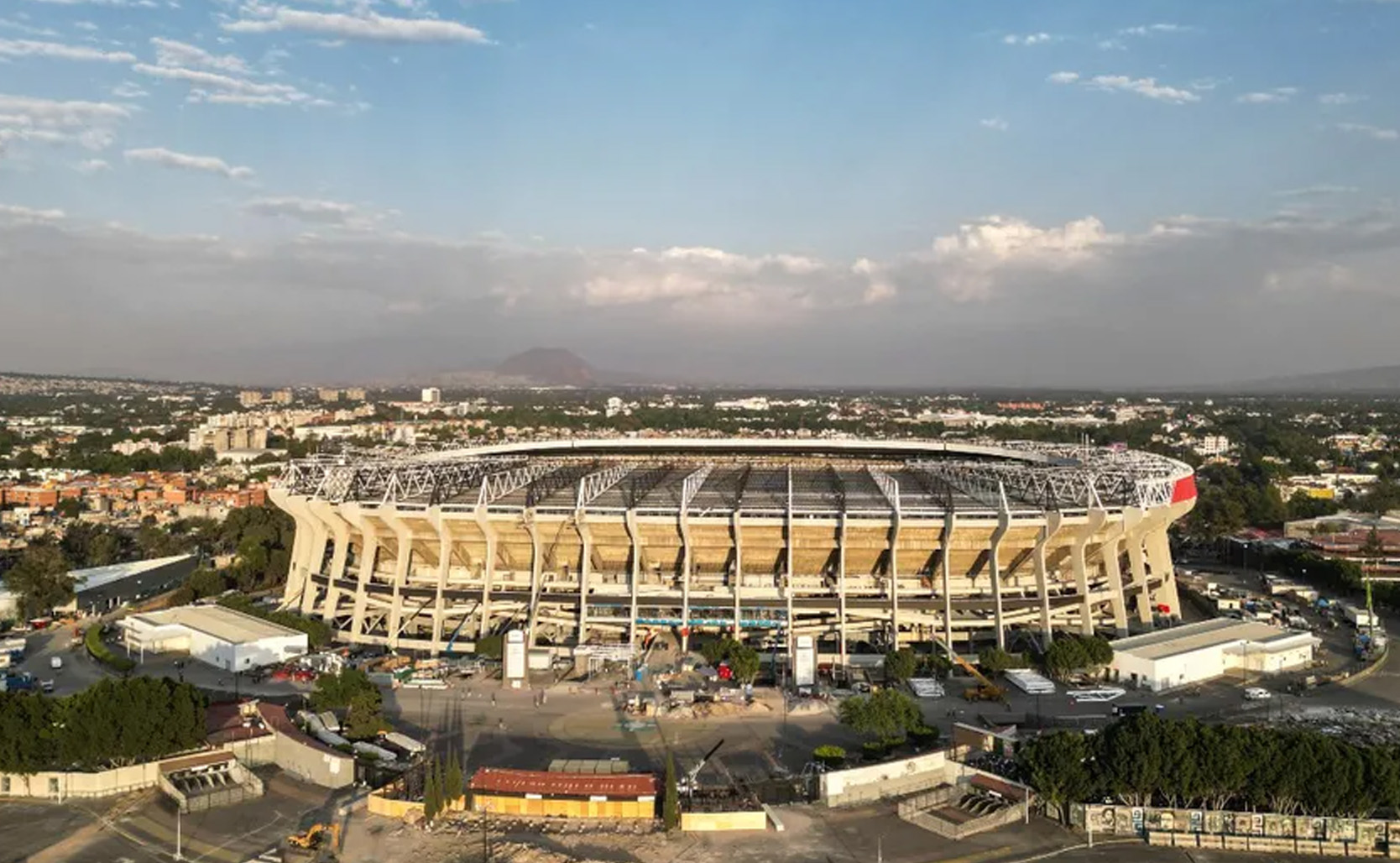 ¿Para qué son las lonas rojas? Estadio Banorte inicia ‘nueva etapa’ de ...